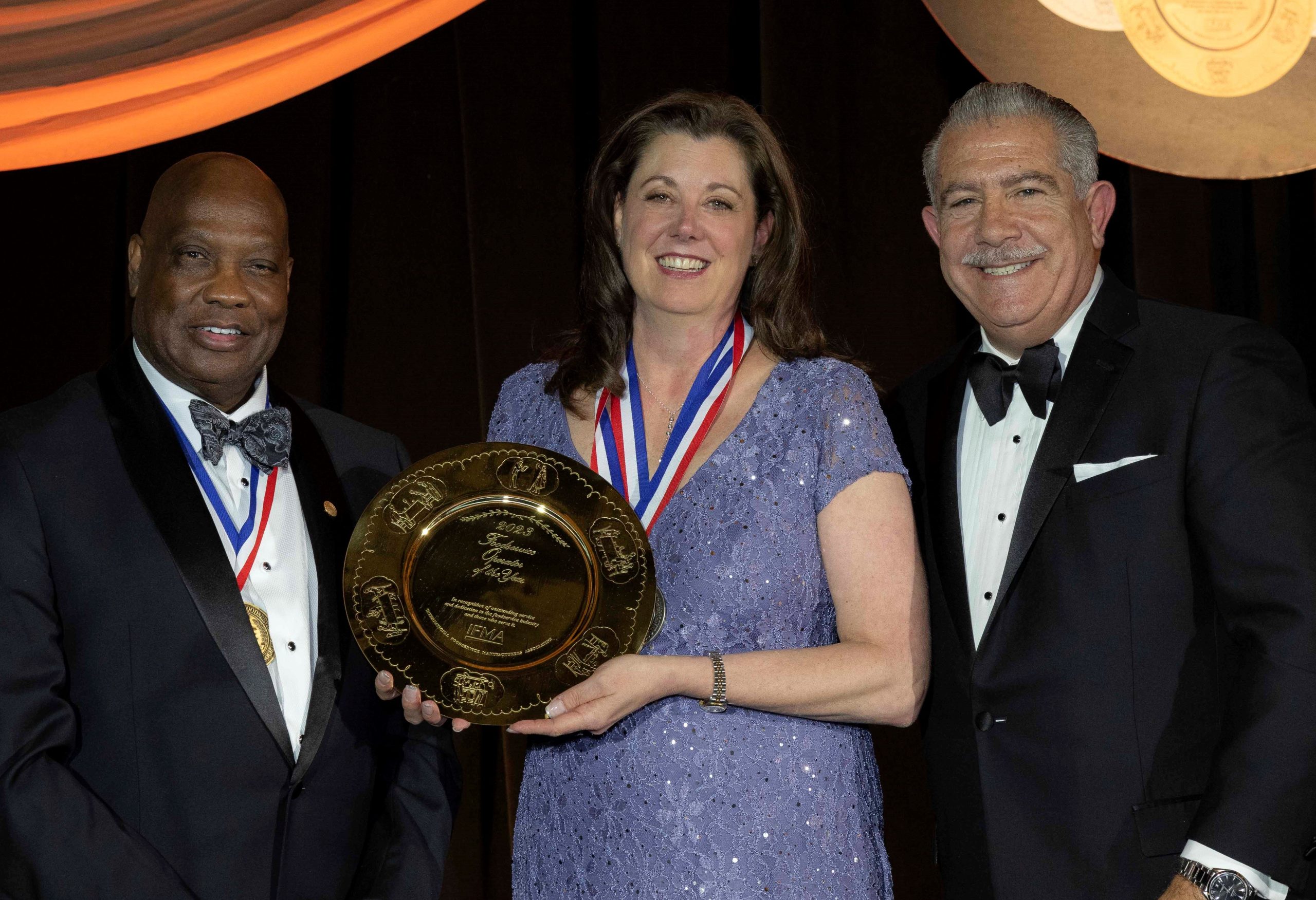 Jessica Shelly of Cincinnati Public Schools receives Gold Plate Award